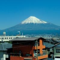 Perfect view of Mount Fuji from Shinkansen