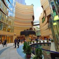 Japanese modern architecture, Namba Parks