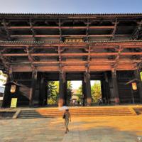 Sightseeing Nara, Sunset at Nandaimon Gate